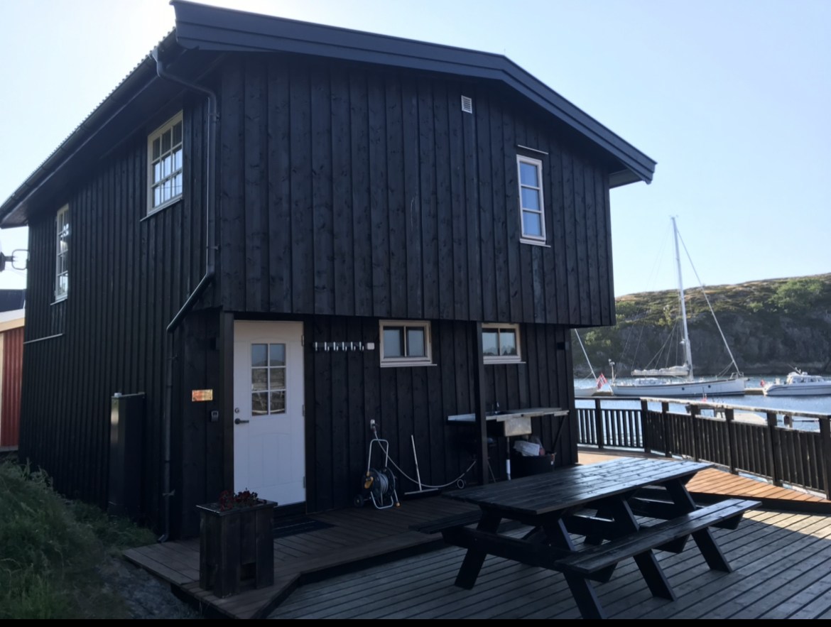 Hitra Fishing Vacation | Rorbu Kvenvær Hitra incl boat